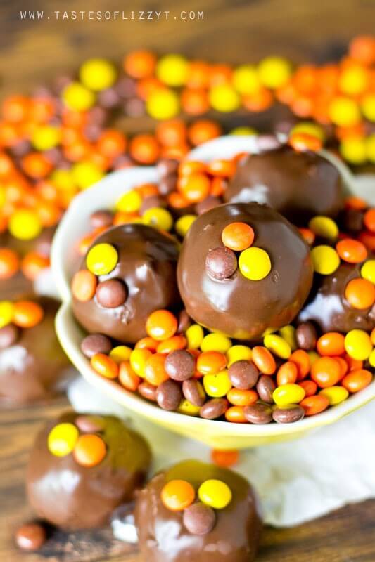 Peanut Butter Oreo Truffles {Stuffed with Reese's Peanut Butter Cups ...
