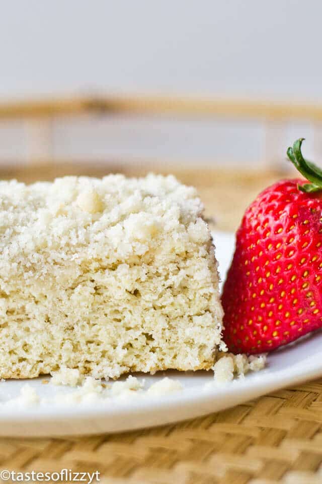 Amish Strawberry Shortcake {The best shortcake recipe with streusel}