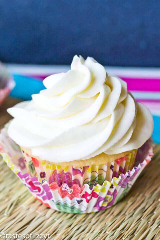 Simple Vanilla Buttercream {The Best Vanilla Buttercream Recipe}