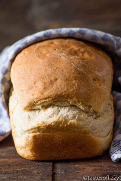 Country White Bread {Grandma's Homemade Buttermilk Bread Recipe}