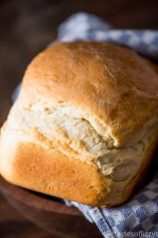 Country White Bread {Grandma's Homemade Buttermilk Bread Recipe}