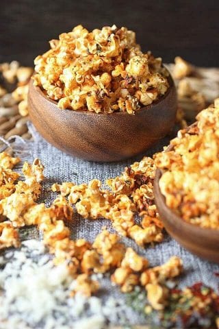 Pizza Popcorn {Pizza Flavors Baked Into Popcorn Kernels}