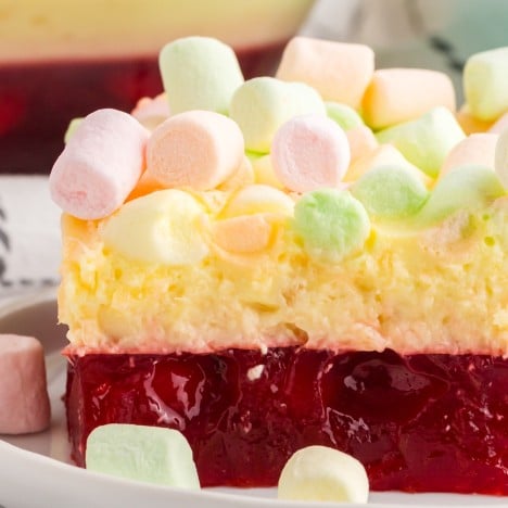 7UP Lime Jello Salad Recipe {Easy Fruit Salad with Pineapple}