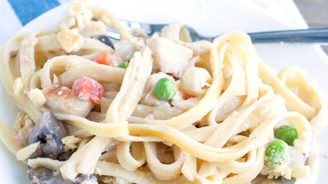 Chicken Tetrazzini Casserole {Easy Weeknight Dinner Recipe}