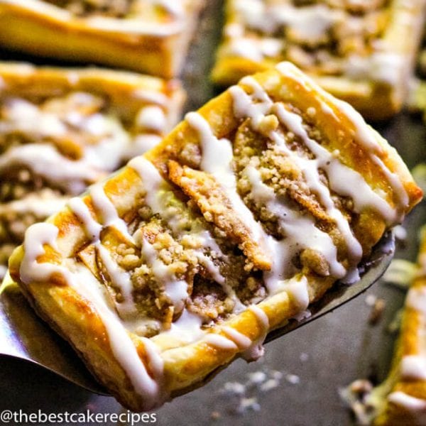 Apple Crumble Danishes Recipe {Easy Puff Pastry Breakfast Tart}