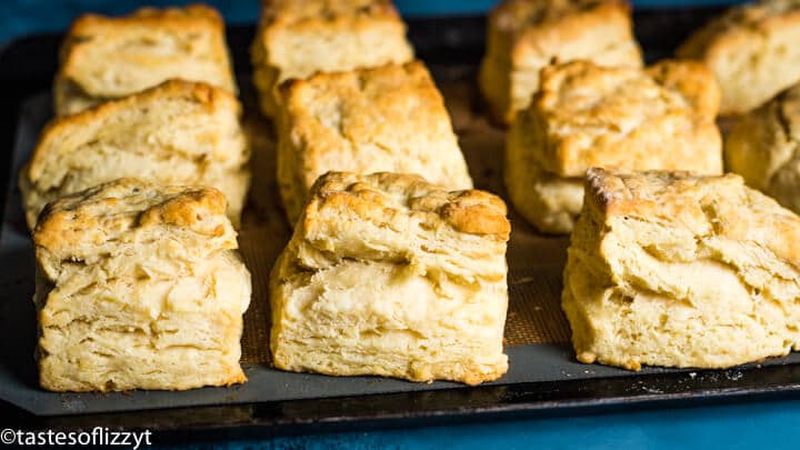 Buttermilk Biscuits {Amish Style Easy Homemade Biscuit Recipe}