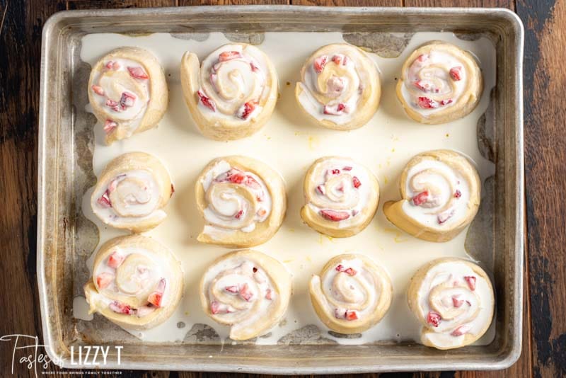 Strawberry Rolls | Tastes of Lizzy T