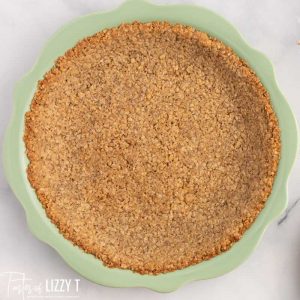 Oatmeal Pie Crust {Easy Recipe for Cream Pies} | Tastes of Lizzy T