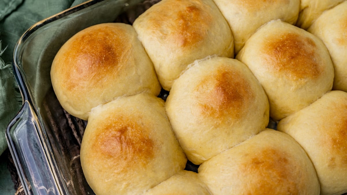 Pudding Dinner Rolls Recipe | Tastes of Lizzy T