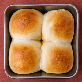 The Ultimate Guide: Washes for Breads & Rolls - Tastes of Lizzy T