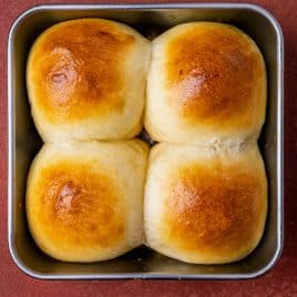The Ultimate Guide: Washes for Breads & Rolls - Tastes of Lizzy T