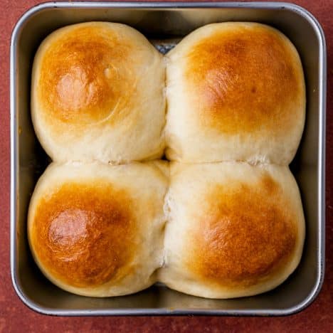 The Ultimate Guide: Washes for Breads & Rolls - Tastes of Lizzy T