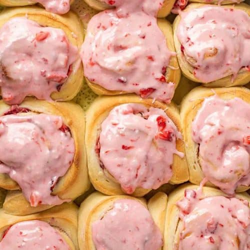 Homemade Cinnamon Rolls Cinnabon Copycat Tastes Of Lizzy T