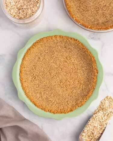 Oatmeal Pie Crust {Easy Recipe for Cream Pies} | Tastes of Lizzy T