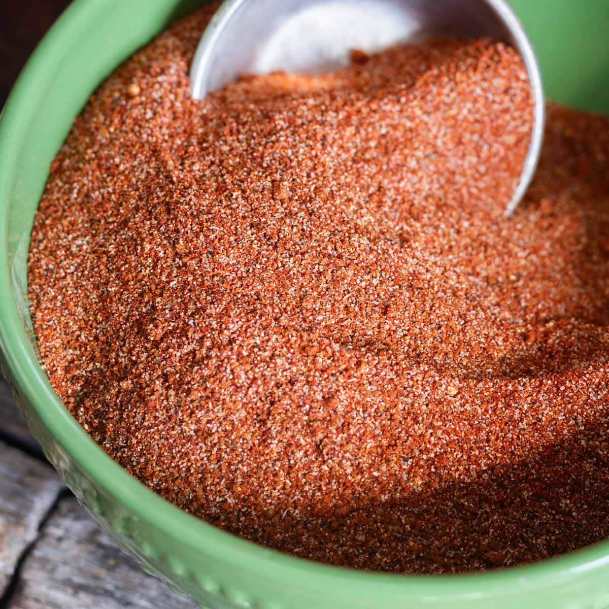 Pulled Pork Rub Recipe {Sweet and Spicy Homemade Spice Mix}