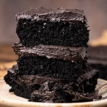 A Perfectly Spooky Chocolate Cake That's Actually Jet-Black - Tastes of ...